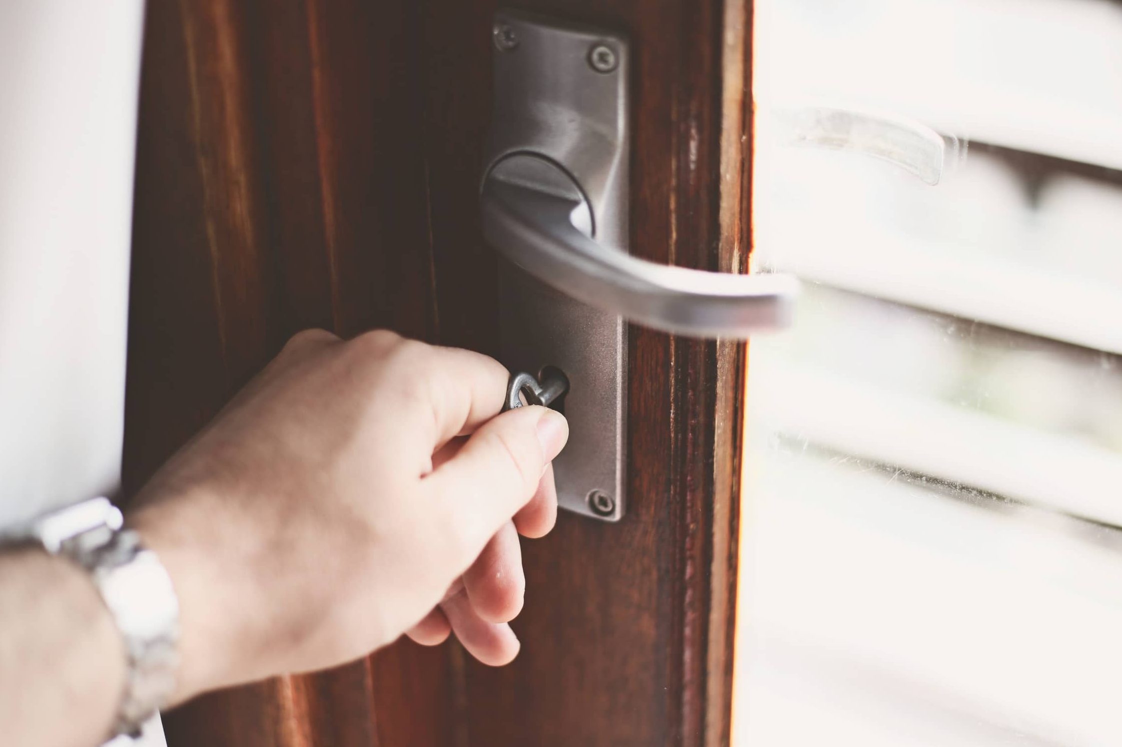 ¿Qué Hacer Ante Una Puerta Cerrada?